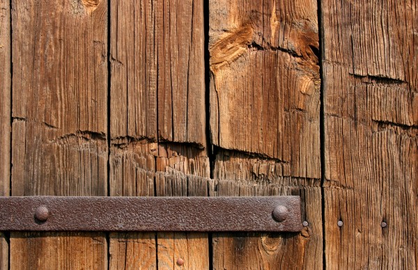 Old wooden door texture | Natural Element Homes